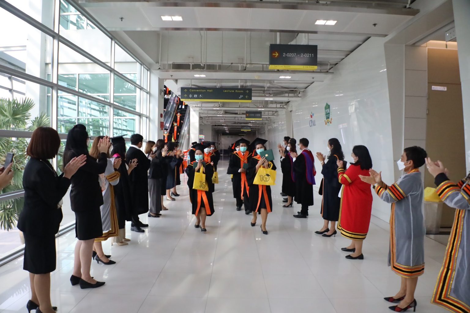 🎓💚🎉 PIM Graduation Ceremony 2022 งานรับปริญญารุ่นที่ 10 และ รุ่นที่ 11 ...