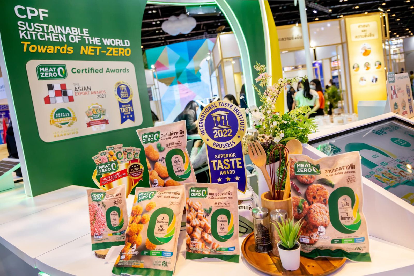คู่ค้าธุรกิจ-ปชช. ชมนวัตกรรมอาหาร-กระบวนการผลิตที่ยั่งยืน บูธ CPF ร่วมปิดฉาก SX 2022 อย่างสวยงาม