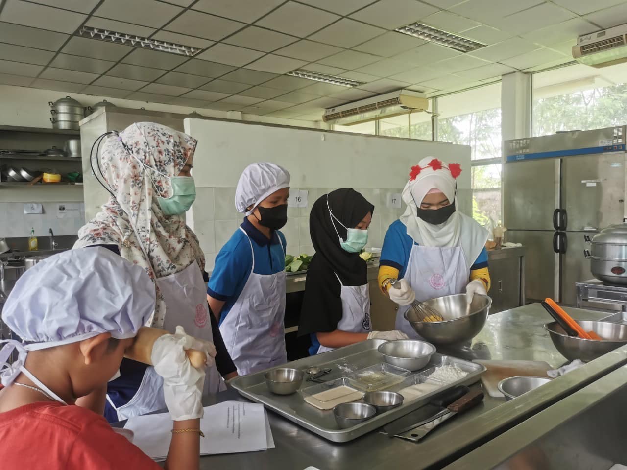 "CPF - ศูนย์ FLEC" พัฒนาทักษะชีวิตลูกหลานแรงงานประมงข้ามชาติ ปีที่ 4 สู่ความมั่นคงด้านอาหารและ ...