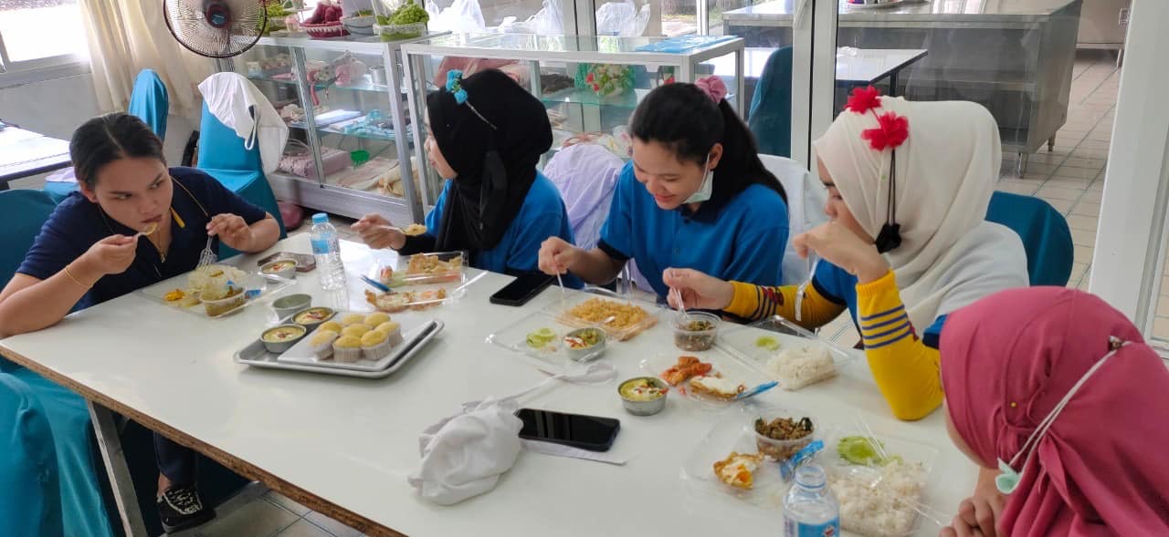 "CPF - ศูนย์ FLEC" พัฒนาทักษะชีวิตลูกหลานแรงงานประมงข้ามชาติ ปีที่ 4 สู่ความมั่นคงด้านอาหารและ ...