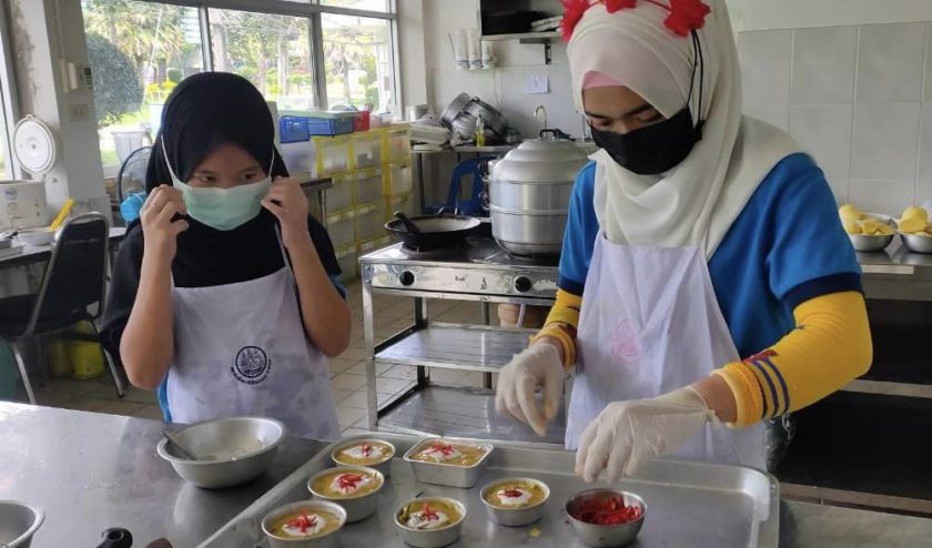 "CPF - ศูนย์ FLEC" พัฒนาทักษะชีวิตลูกหลานแรงงานประมงข้ามชาติ ปีที่ 4 สู่ความมั่นคงด้านอาหารและ ...