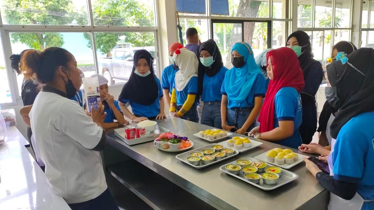 "CPF - ศูนย์ FLEC" พัฒนาทักษะชีวิตลูกหลานแรงงานประมงข้ามชาติ ปีที่ 4 สู่ความมั่นคงด้านอาหารและ ...