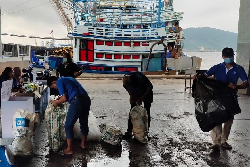 ศูนย์ FLEC โชว์ผลสำเร็จ กิจกรรม “ขยะดี มีค่า” ปี 2565 ปกป้องธรรมชาติ สร้างรายได้ให้แรงงานประมง ...