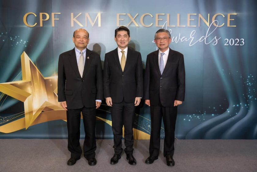 “หน่วยงานบริการวิชาการสุกร” คว้ารางวัล CEO Award เวที “CPF KM Excellence Awards 2023” จากความ ...