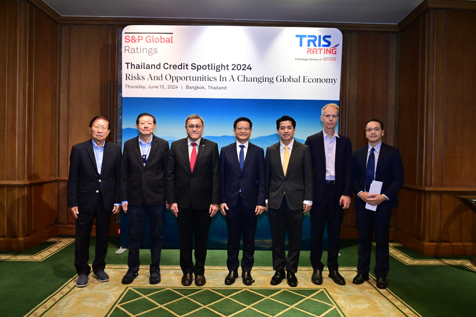 เครือซีพีเสนอแนวทางผลักดันความยั่งยืนควบคู่การพัฒนาทางเทคโนโลยีสู่ ...