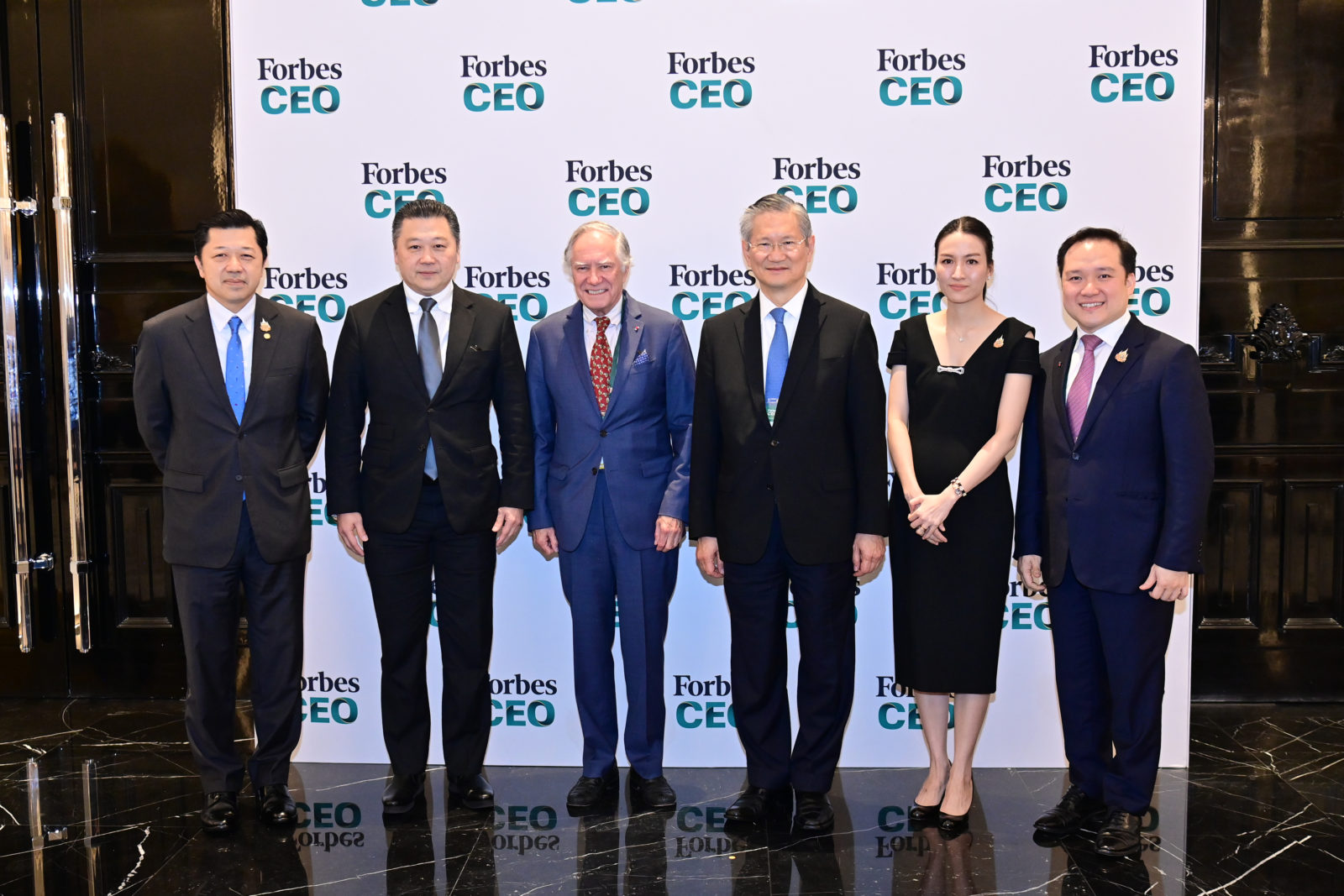 เครือซีพีนำทีมผู้บริหารระดับสูงเข้าร่วมเวทีประชุมสุดยอดที่รวมผู้นำ ...